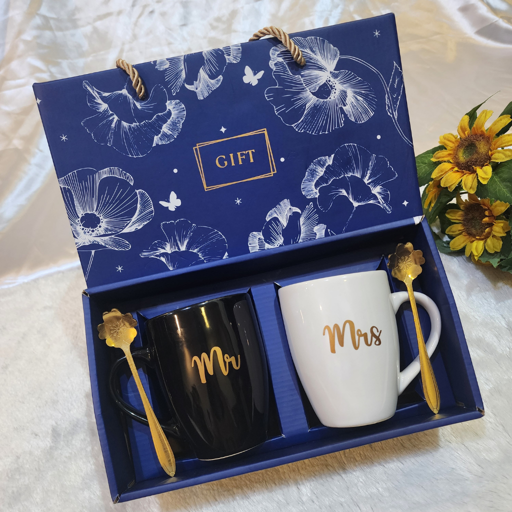 Jual souvenir premium Mug couple/ gelas Mr Mrs dengan gift box | Shopee ...