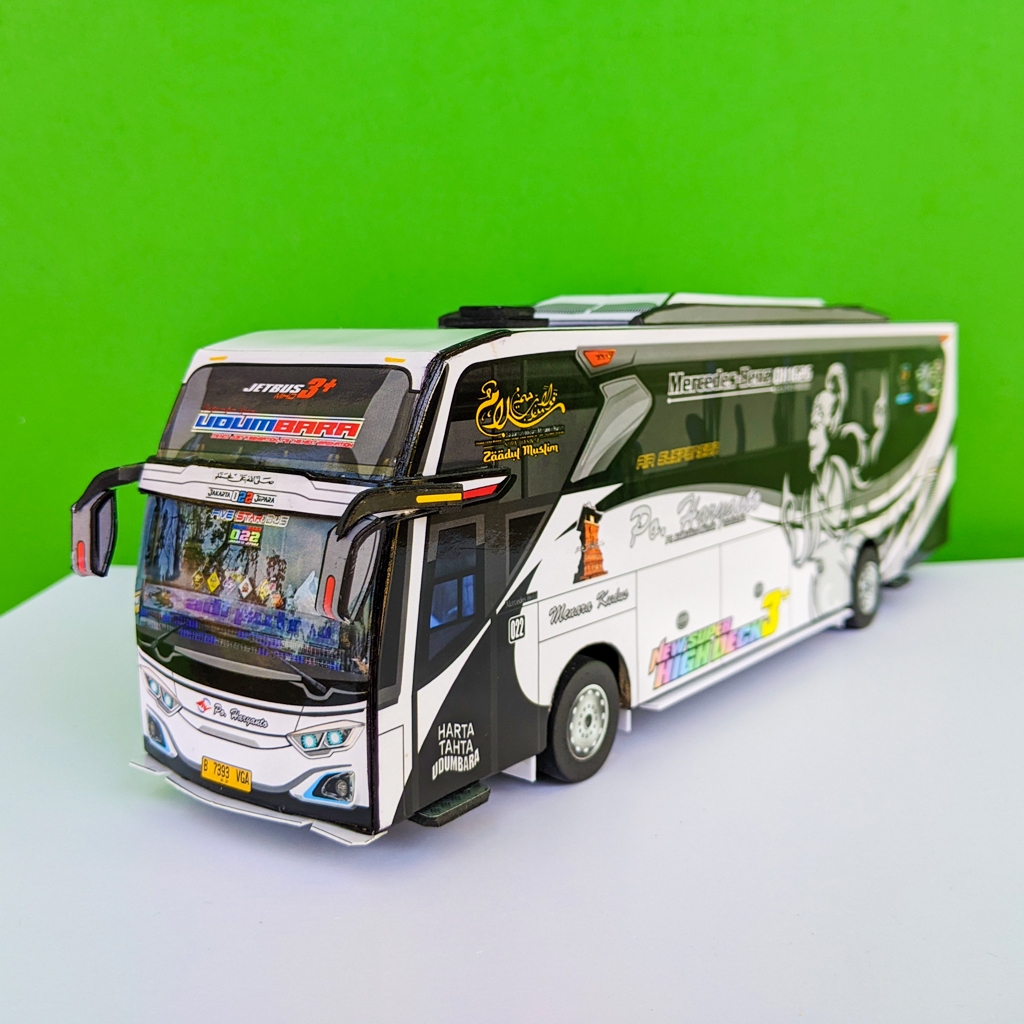 Jual Miniatur Bus UDUMBARA JB3 PO. Haryanto Set Lampu Pajangan Ban ...