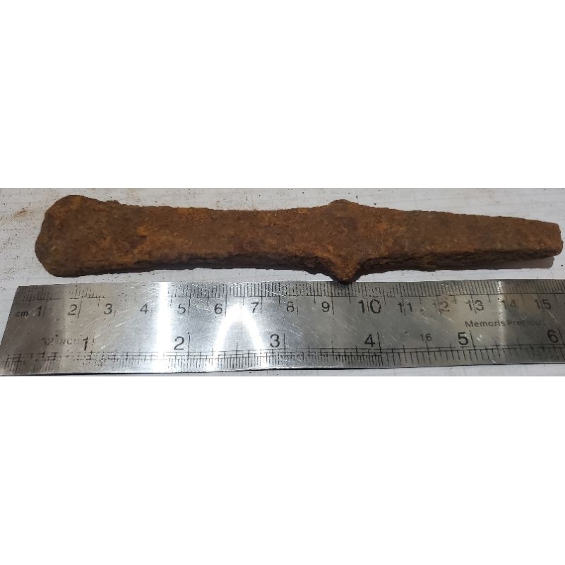 Jual 1 biji pusaka pedang kampak 15cm temuan sungai | Shopee Indonesia