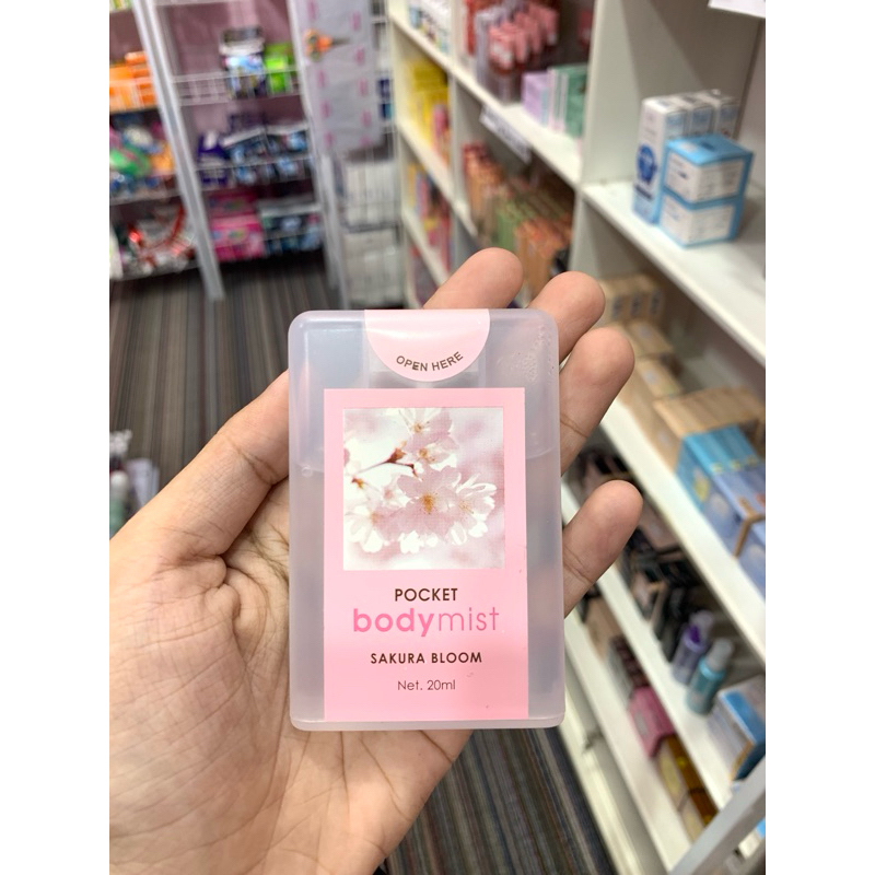 Jual MINISO POCKET BODY MIST sakura bloom | Shopee Indonesia