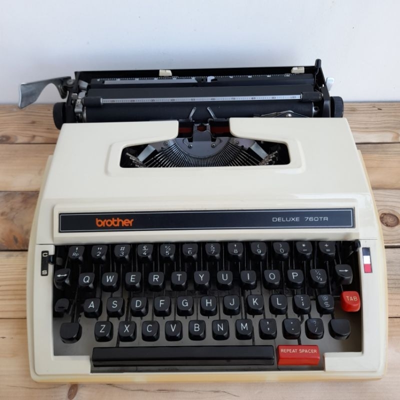 Jual mesin ketik brother 760 TR mesin tik jadul antik vintage | Shopee ...