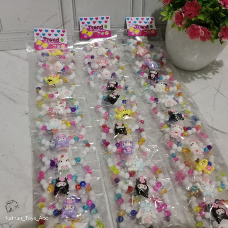 Jual 12 pcs gelang sanrio monte besar | Shopee Indonesia