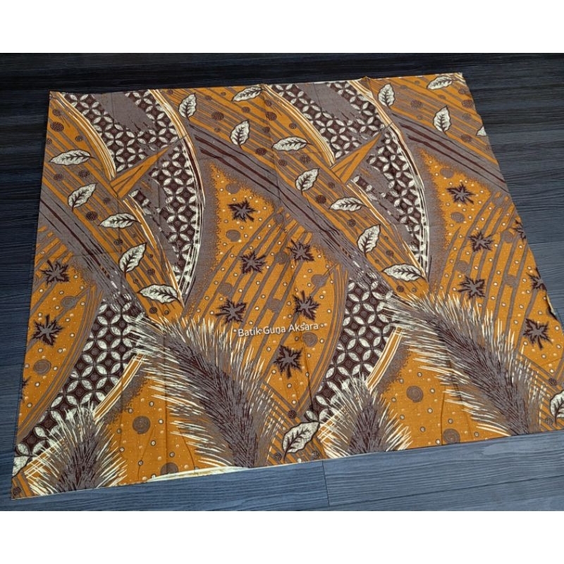 Jual KAIN BATIK POTONGAN ABSTRAK WARNA KUNING NAVY COKLAT | Shopee ...