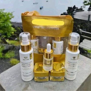 Jual Maxie Gold Series Terbaru - Maxie glow skincare Paket Gold ...