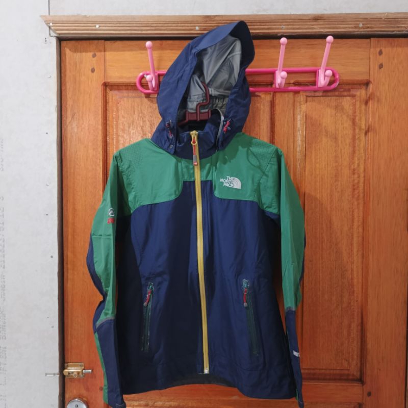 Jual TNF SUMMIT SERIES (THRIFT) | Shopee Indonesia
