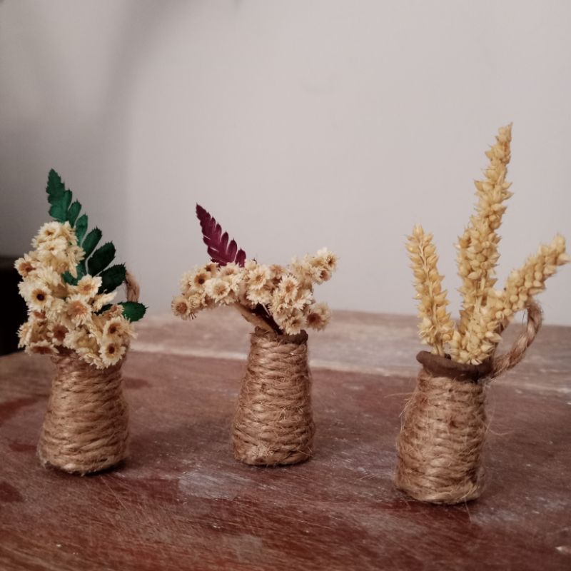 Jual Miniatur vas bunga / vas bunga mini / miniatur guci / miniatur ...