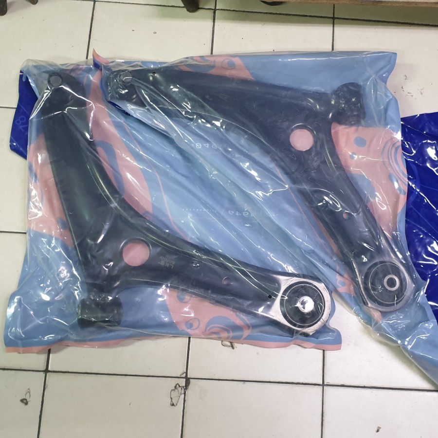 Jual Lower Arm Bawah Sayap Depan Mitsubishi Xpander GLS GLX Sport ...