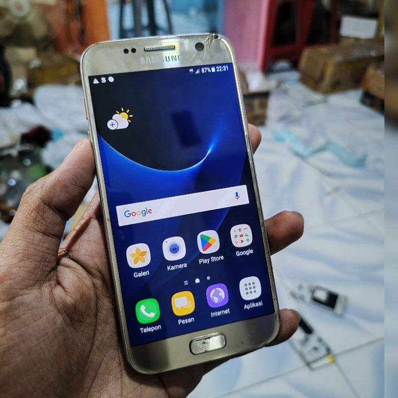 Jual LCD Touchscreen frame Samsung S7 flat G930 original copotan hp | Shopee Indonesia