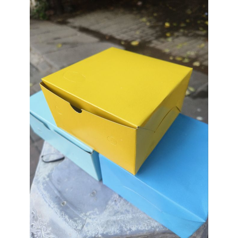 Jual Snack Box Kue Basah/Kue Subuh /Jajanan Pasar Tradisional | Shopee ...