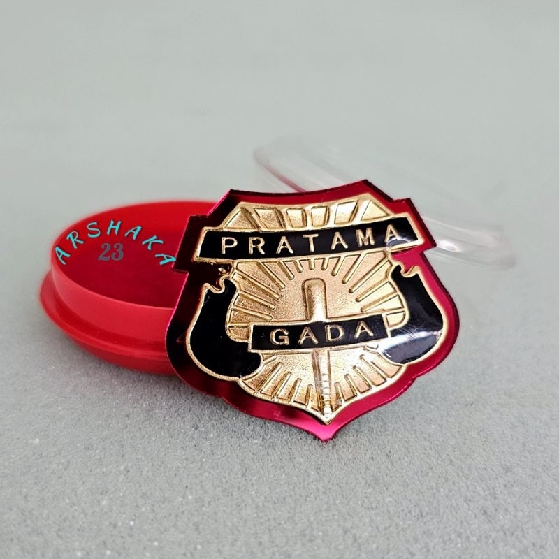 Jual Pin Satpam Gada Pratama Akrilik Mirror Bahan Plat Plus Box Pin ...