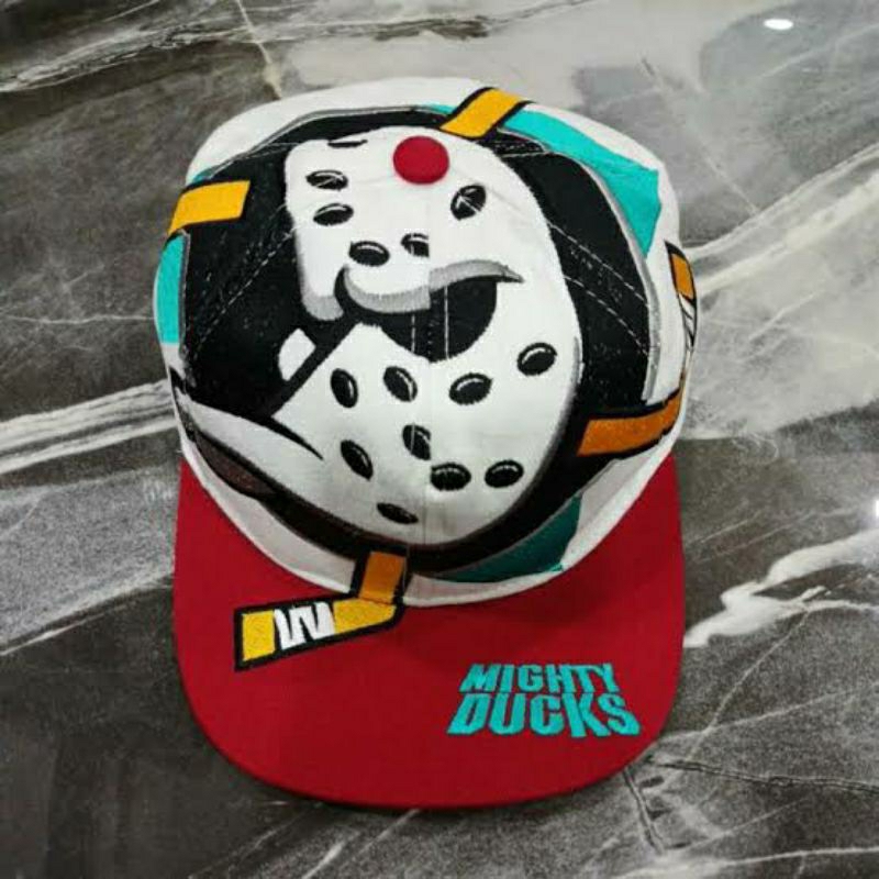 Jual Topi Thrifting Original | Shopee Indonesia