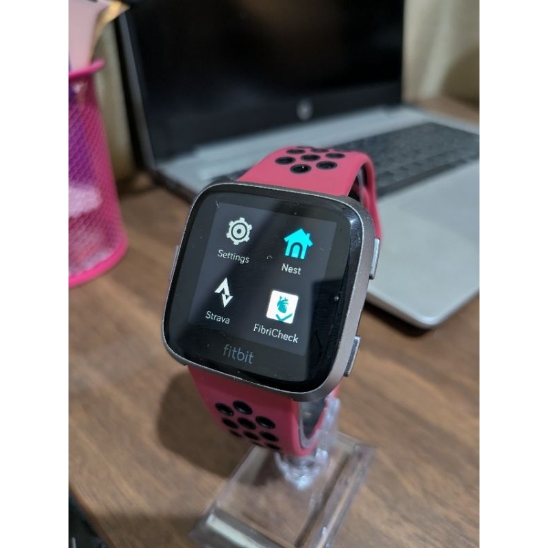 Jual Fitbit Versa 1 Smartwatch Fitness Tracker | Shopee Indonesia