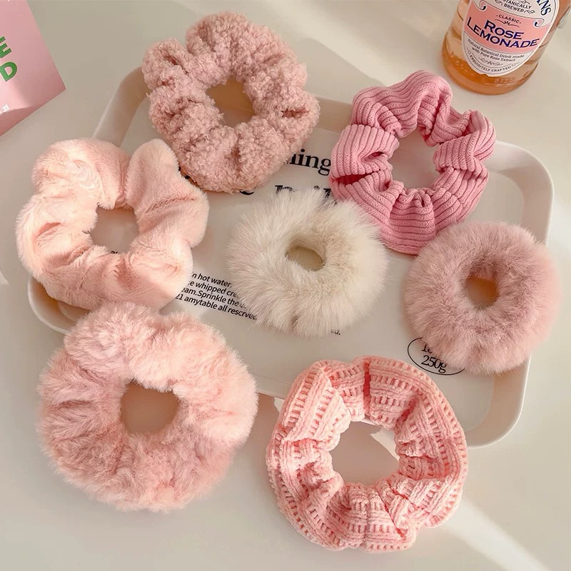 Jual Ringo Stuff - Fluffy Pink Scrunchies Bulu Karet Ikat Rambut Lucu ...