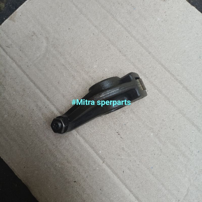 Jual roker arm Ex Mitsubishi L300 tahun muda atau kuda Diesel copotan ...