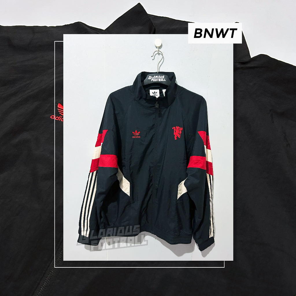 Jual Jaket Original Track Top Manchester United 2024 BNWT - IS6525 ...