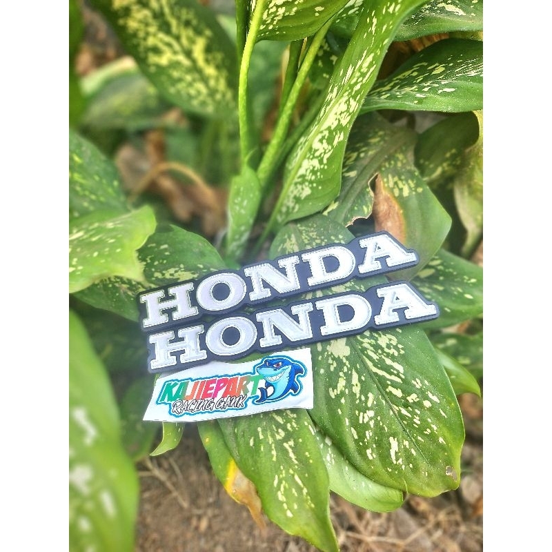 Jual EMBLEM LOGO TANGKI CB125 IMPORT TAIWAN MIRIP ORIGINAL BISA DITEKUK ...