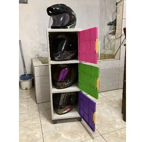 Jual LEMARI HELM RAK HELM FULL ATAU FACE HALF PLASTIK PLUS TUTUP ...