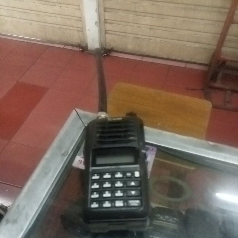 Jual Ht icom ic v86 bekas normal batangan tanpa cas | Shopee Indonesia