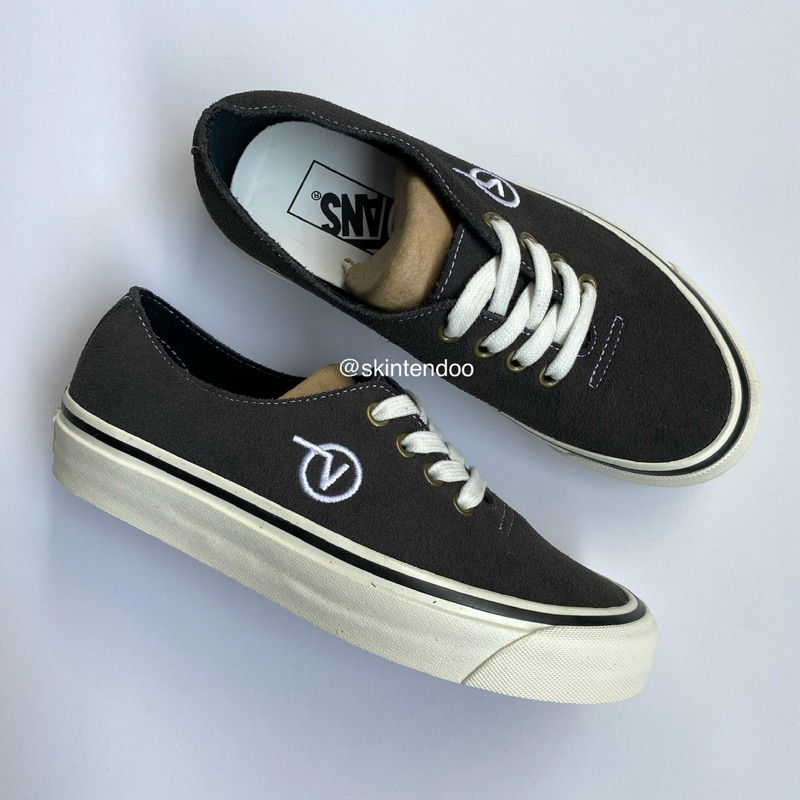 Jual RESMI PT NAVYA Sepatu Vans Authentic One Piece Dx Anaheim Factory OG Suede Original ...