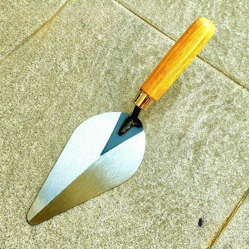 Jual Sendok Semen Gagang KARET 6 inch & 7 inch / Sendok Semen Lancip ...