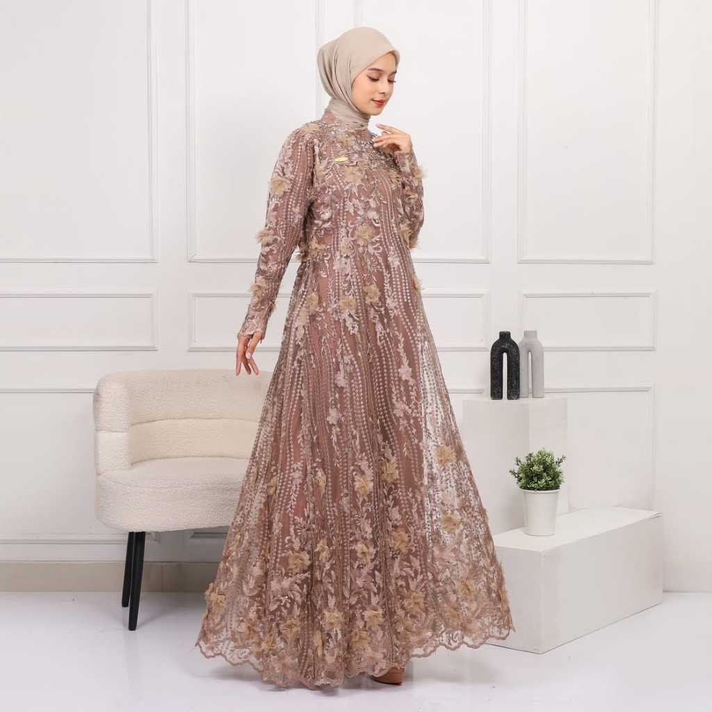 Jual MEERA INDONESIA - MAUDY GAMIS BROKAT MAXI KEKINIAN MEWAH | DRESS KONDANGAN DAN WISUDA ...