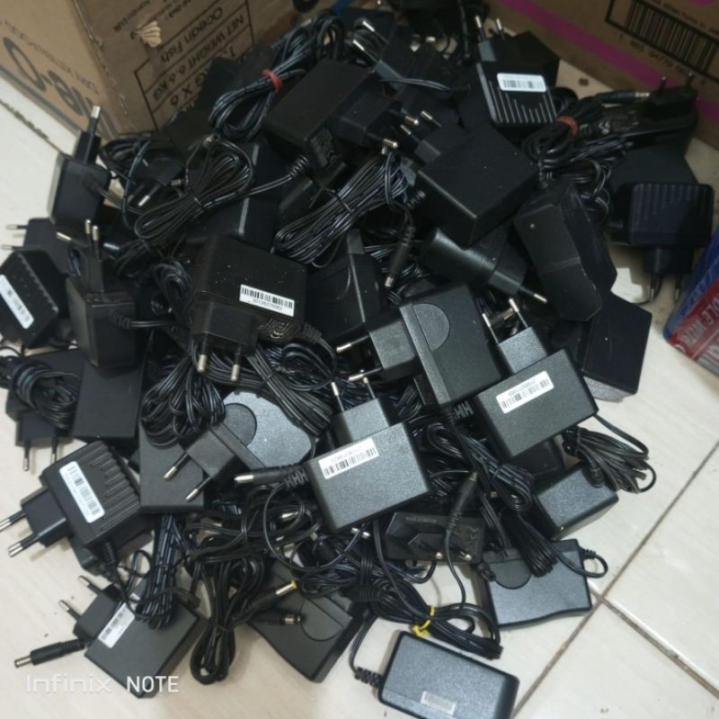 Jual ADAPTOR 12V 1A ORIGINAL BAWAAN ONT, STB, ROUTER DIKIRIM RANDOM ...