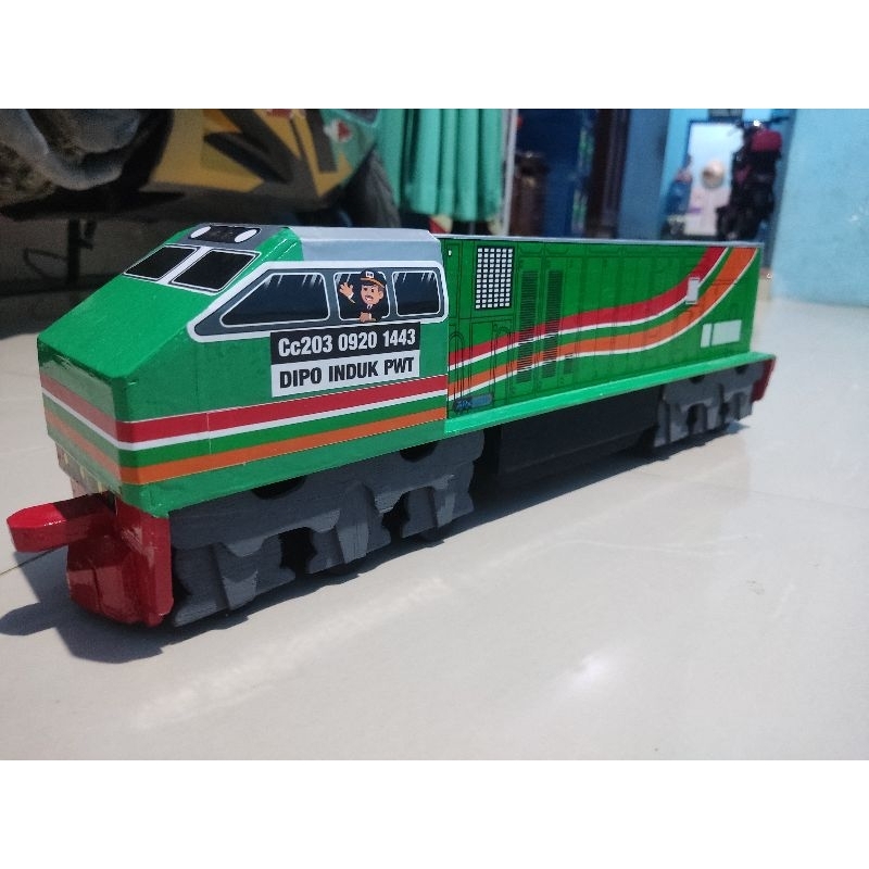 Jual miniatur kereta kayu cc203 green | Shopee Indonesia