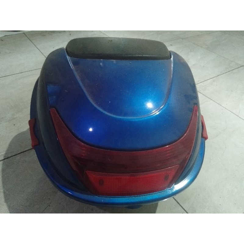 Jual BOX MOTOR 35L BOX BELAKANG MOTOR PLUS BRACKET & BAUT | Shopee ...