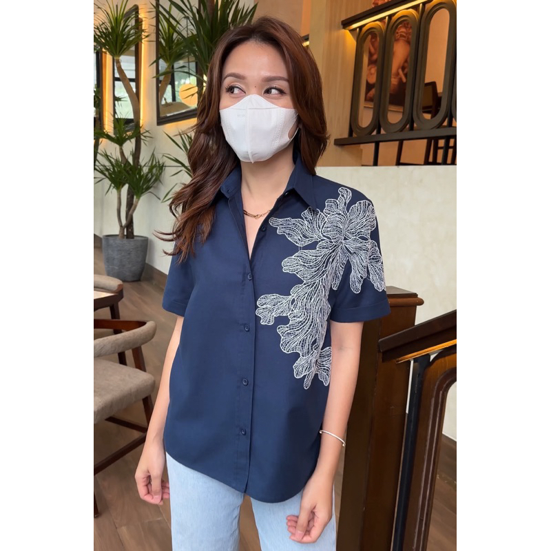 Jual HAKANA Sunny shirt- kemeja wanita | Shopee Indonesia