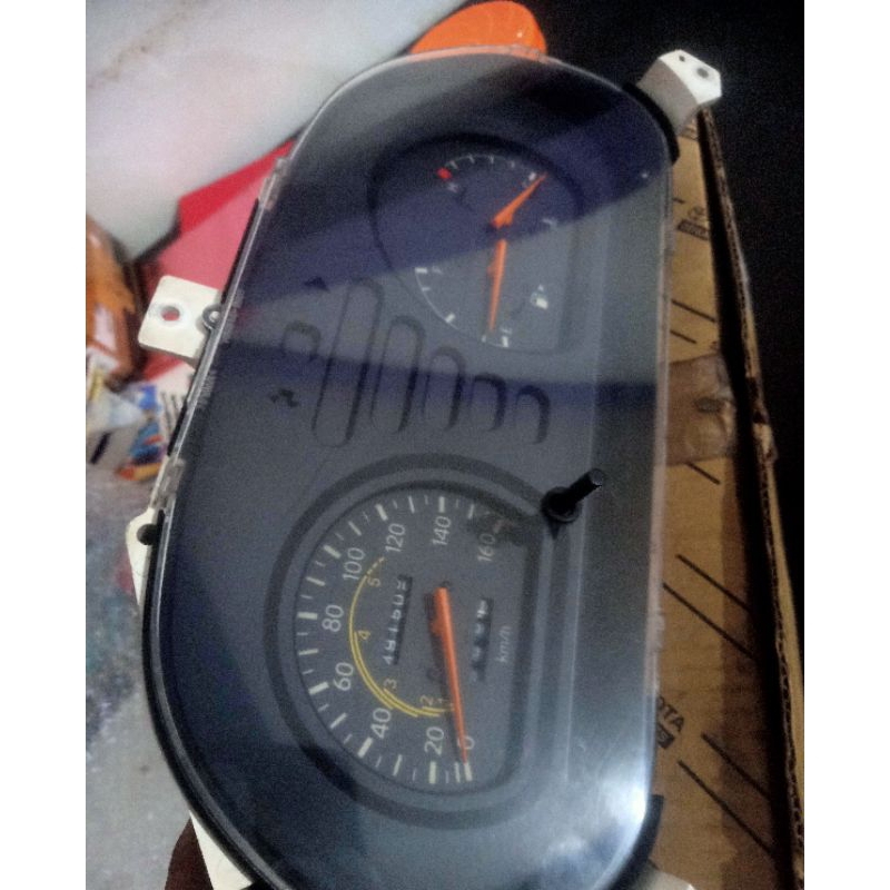 Jual speedometer Dyna Dutro 24V copotan original | Shopee Indonesia