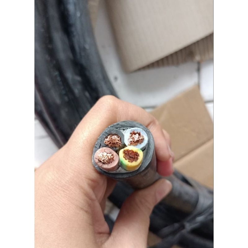 Jual Kabel Listrik Serabut NYYHY 4X16 SUPREME 4 x 16 mm Hitam Supreme (Ecer) | Shopee Indonesia