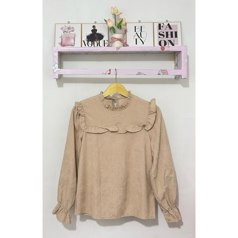 Jual blouse ruffel suede (444) | Shopee Indonesia
