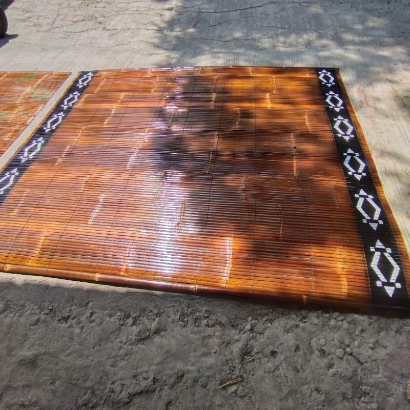Jual Tirai bambu hitam 3 lembar motif Bali lengkap katrol buat gulung ...