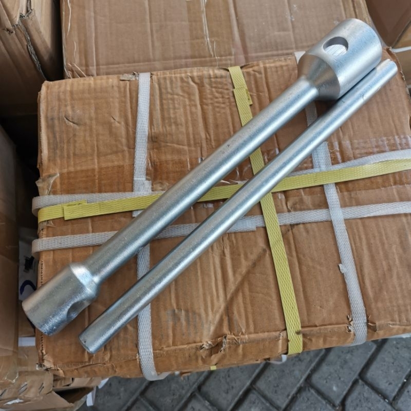 Jual Kunci roda truk 21 x 26 30 x 33 20 x 38 24 x 27 30 x 32 36 x 41 21 ...