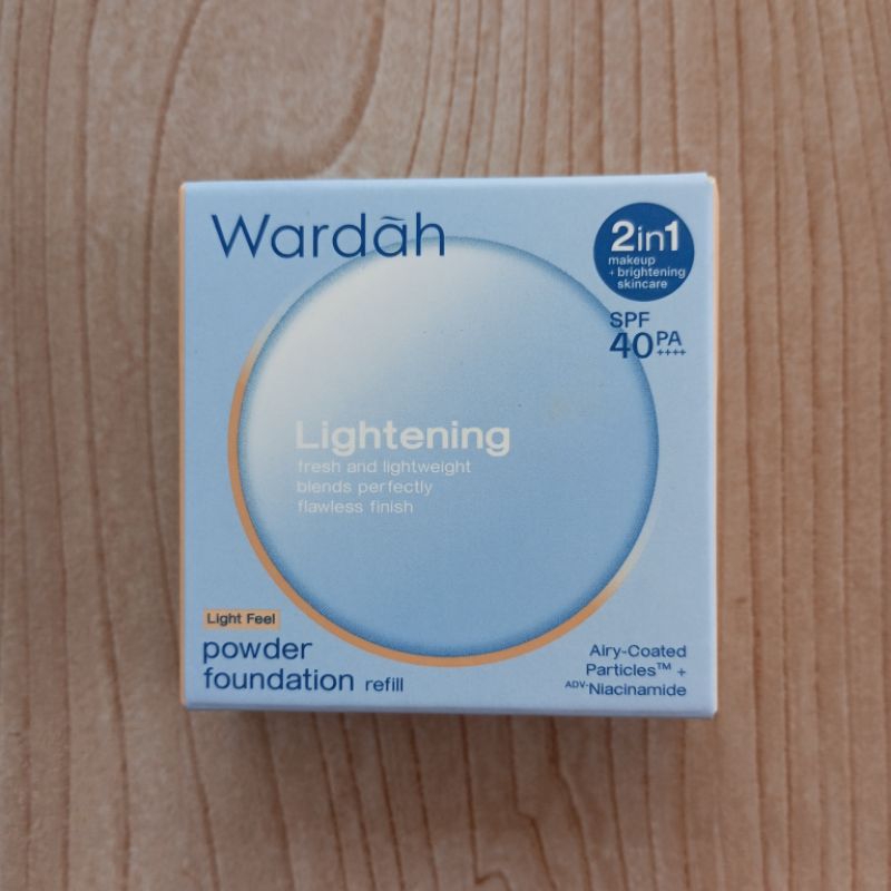 Jual Wardah Lightening Powder Foundation Spf 40 PA++++ Light feel ...