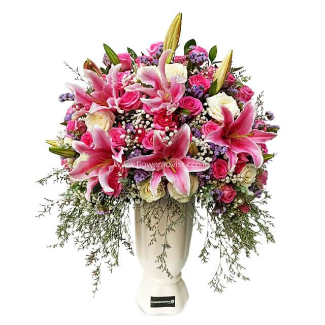 Jual Karangan Bunga Meja Mixed Fresh - Bunga Vas Meja Anniversary ...