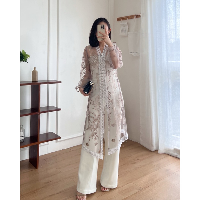 Jual Kamiclothing.id — Terra Outer Lace tangan panjang | Shopee Indonesia