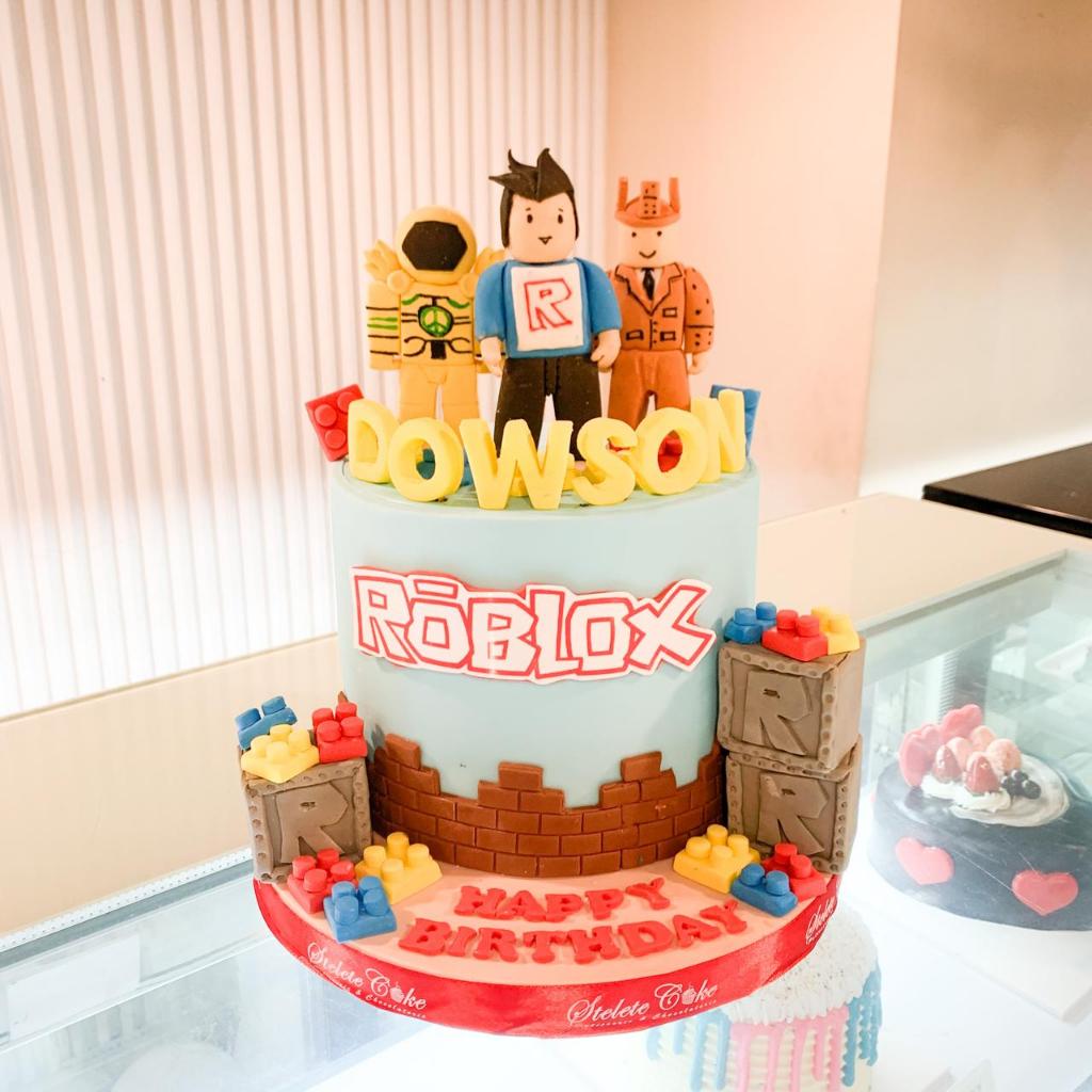 Jual Kue Ulang Tahun/Birthday Cake/Kue Ultah Tema roblox/Kue Birthday ...