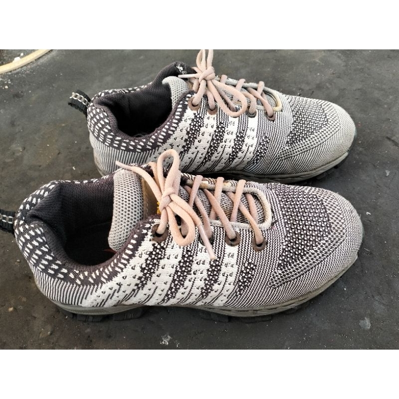 Jual sepatu safety kain safety shoes 37 second | Shopee Indonesia