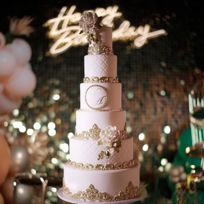 Jual weding cake besar//dummy cake//fake cake/wedding cake mewah// free ...