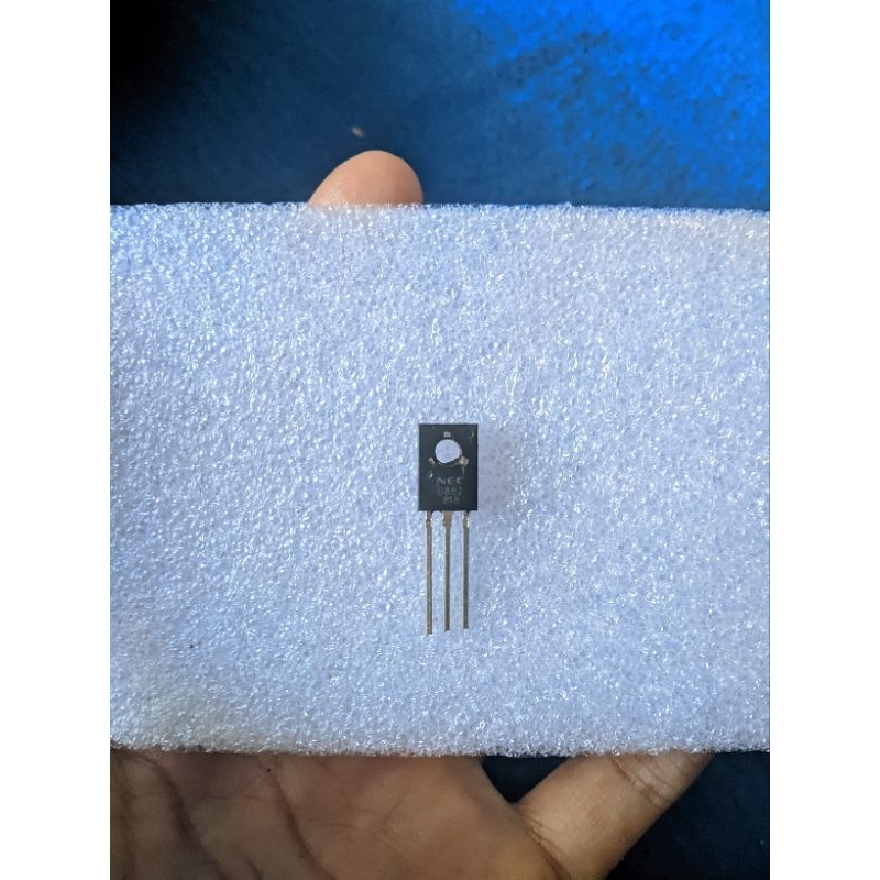 Jual transistor d882 japan | Shopee Indonesia
