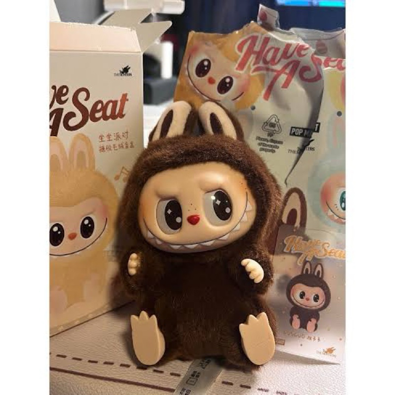 Jual POPMART labubu have a seat doudou secret pre order | Shopee Indonesia
