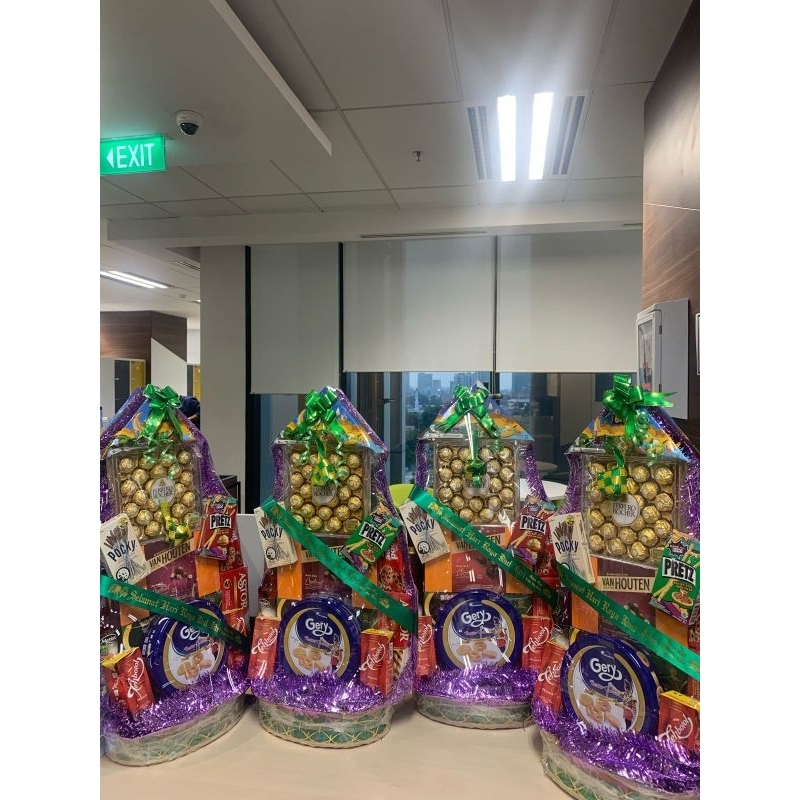 Jual Parsel Lebaran Coklat Ferrero - Hampers Idul Fitri - Bingkisan ...