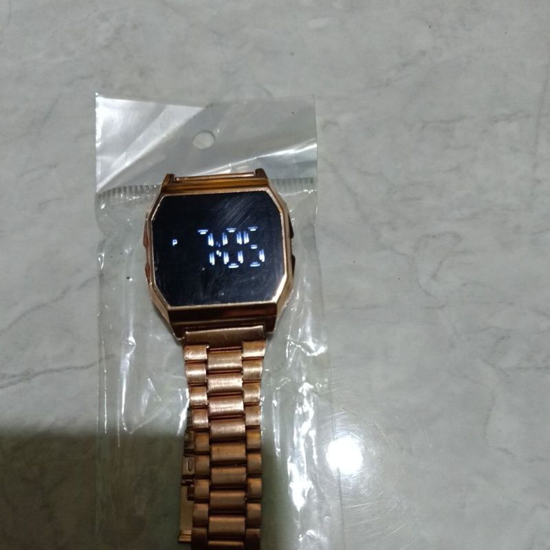 Jual Jam Tangan CASIO Digital Pria layar sentuh digital, Kuning ...