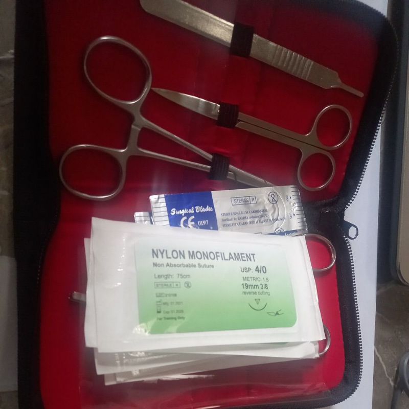 Jual Hecting set dental / suturing kit / Hecting Set Kit Minor Kit ...