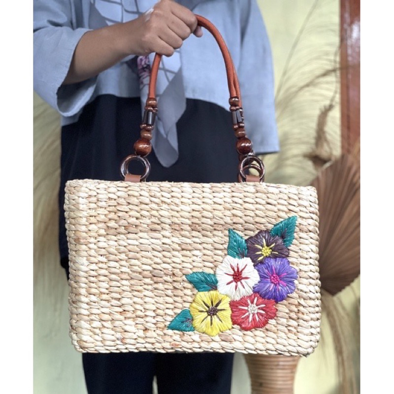 Jual Tas Enceng Gondok Kotak Sulam | Shopee Indonesia