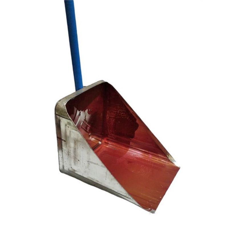 Jual Pengki Seng Pengki Kaleng Pengki Tradisional Serok Sampah | Shopee ...