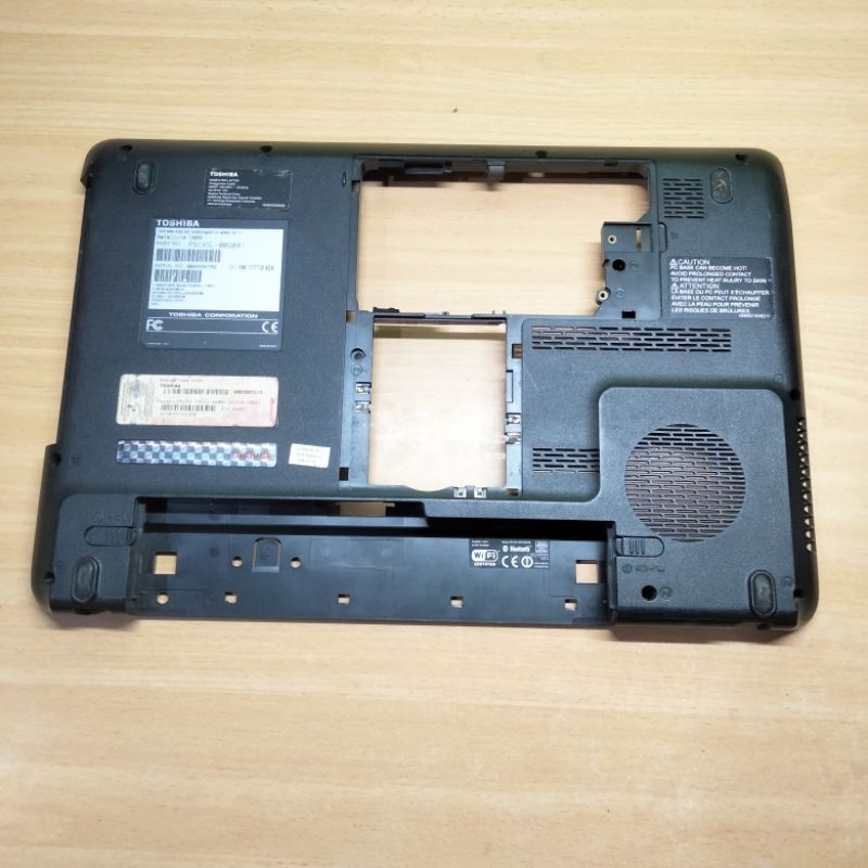 Jual Bottom casing Cassing case bawah Laptop Toshiba C605 C640 C640D ...