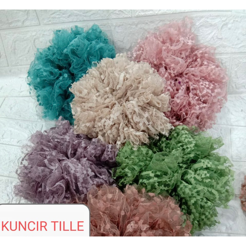 Jual kucir tulle/ cepol/ karet, cepol anti pusing pakai helm tidak ...