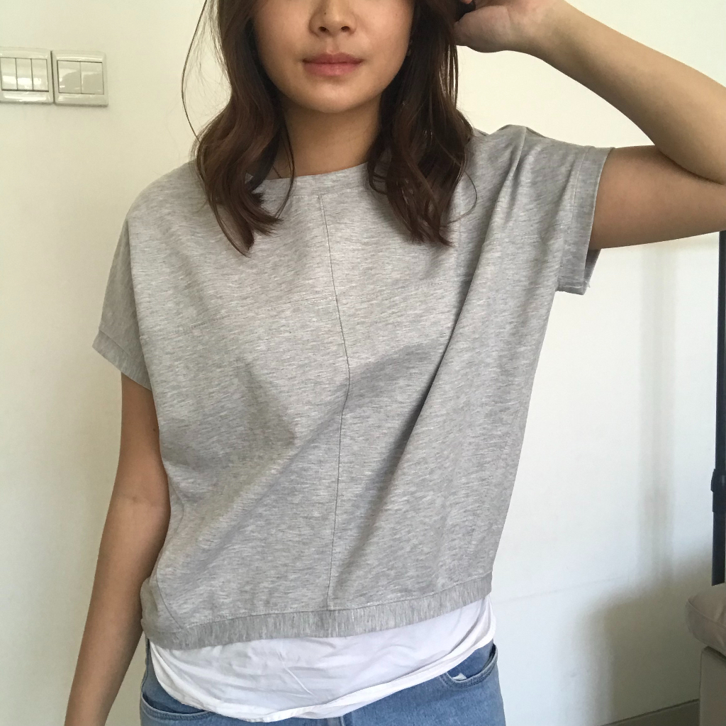 Jual Basic grey top (PRELOVED) | Shopee Indonesia